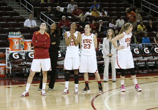 Brawl Breaks Out During Women's College Basketball Game - Entertainment ...