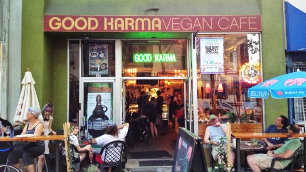 Celeb Chef John Mountain Officially Bans All Vegans From His Restaurant ...