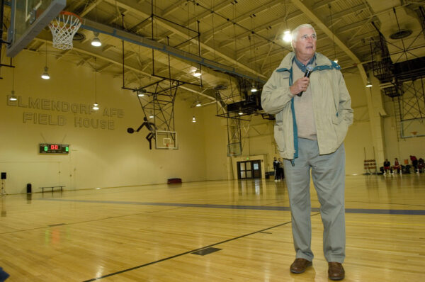 Legendary Basketball Coach Bobby Knight Dead at 83 - Entertainment News ...